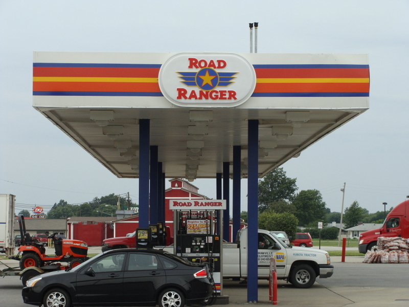 Road Ranger, 905 Hen House Rd, Okawville, IL - MapQuest